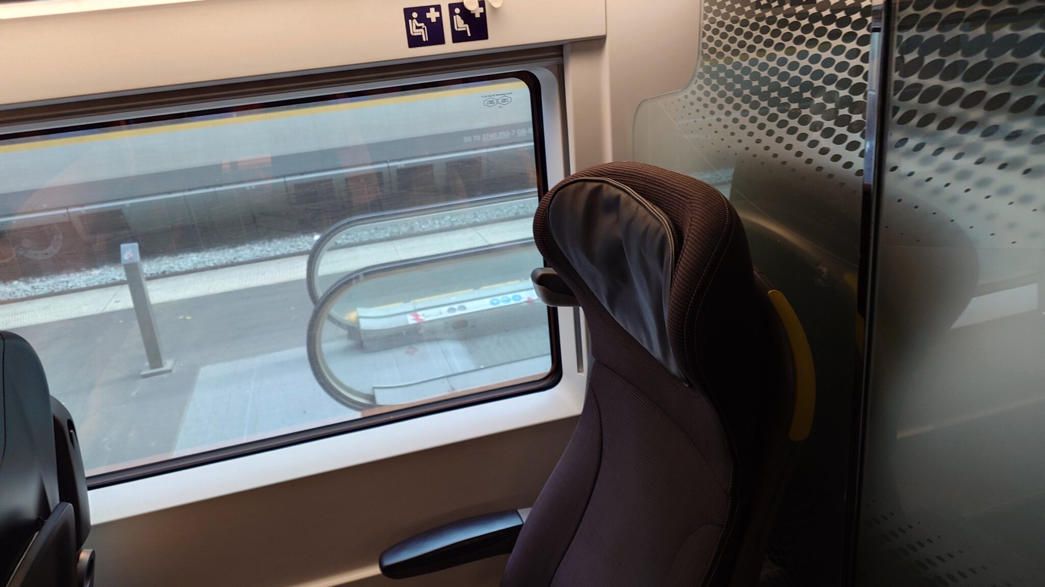 How to Choose Eurostar Seats (2026): Best Plus Seats and Seats to Avoid ...
